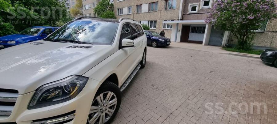 Balts Mercedes-Benz GL 350 2014 Rīga, ar dzinēja tilpumu 3.00 L un nobraukumu 110 tūkst. km par 27700 €, foto 2 vietnē AUTOMOTO.COM.LV