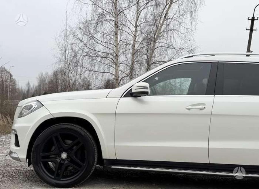Balts Mercedes-Benz GL 350 2014 Šauļi, ar dzinēja tilpumu 2.99 L un nobraukumu 360 tūkst. km par 19950 €, foto 11 vietnē AUTOMOTO.COM.LV