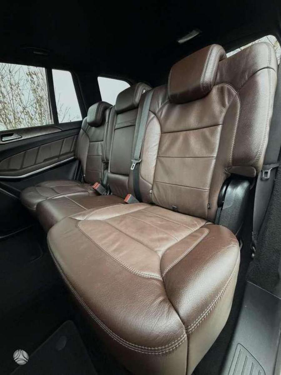 Balts Mercedes-Benz GL 350 2014 Šauļi, ar dzinēja tilpumu 2.99 L un nobraukumu 360 tūkst. km par 19950 €, foto 29 vietnē AUTOMOTO.COM.LV