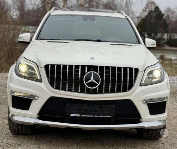 Balts Mercedes-Benz GL 350 2014 Šauļi, ar dzinēja tilpumu 2.99 L un nobraukumu 360 tūkst. km par 19950 €, foto 5 vietnē AUTOMOTO.COM.LV