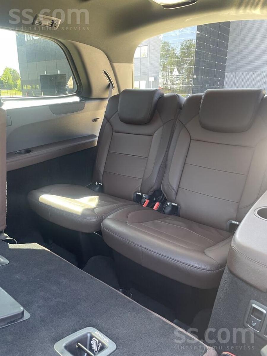 Белый Мерседес ГЛ 350 2014 в Рига, объемом двигателя 3.00 л и пробегом 110 тыс. км за 24900 €, фото 14 на AUTOMOTO.COM.LV