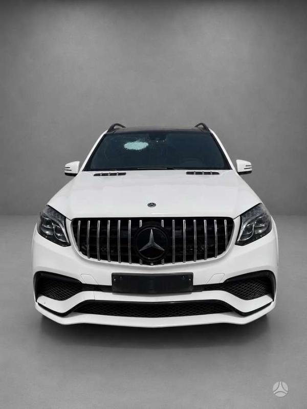 White Mercedes-Benz GL 350 2014 in Kaunas, with an engine capacity of 2.99 L and mileage of 200 thousand km for 9400 €, photo 1 on AUTOMOTO.COM.LV