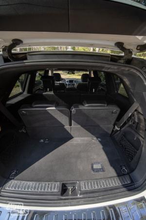 Balts Mercedes-Benz GL 350 2015 Panevēža, ar dzinēja tilpumu 3.00 L un nobraukumu 124 tūkst. km par 25000 €, foto 20 vietnē AUTOMOTO.COM.LV