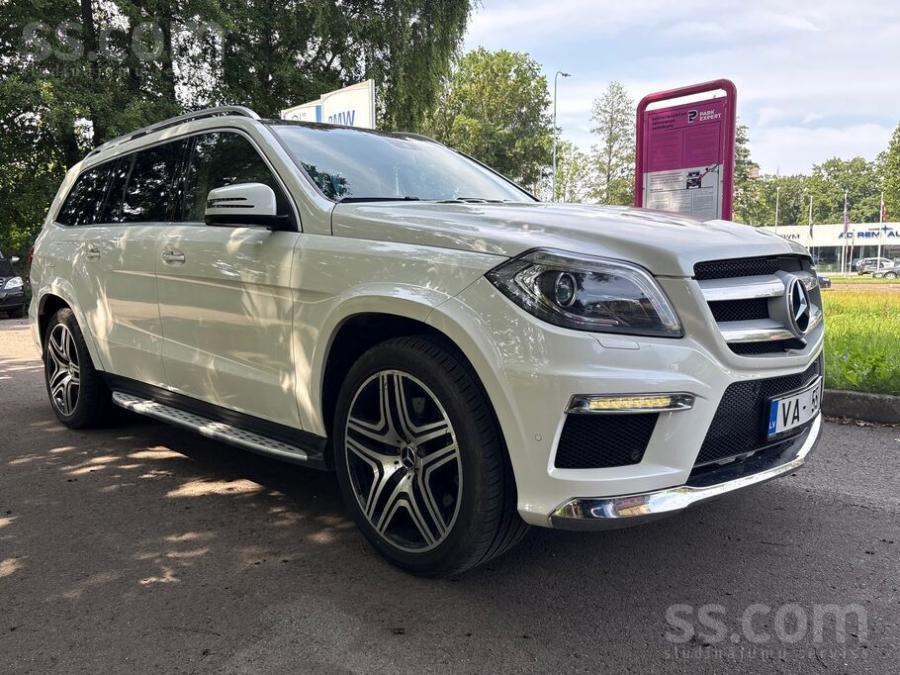 White Mercedes-Benz GL 350 2015 in Riga, with an engine capacity of 3.00 L and mileage of 0 thousand km for 23750 €, photo 4 on AUTOMOTO.COM.LV