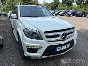 White Mercedes-Benz GL 350 2015 in Riga, with an engine capacity of 3.00 L and mileage of 0 thousand km for 23750 €, photo 8 on AUTOMOTO.COM.LV