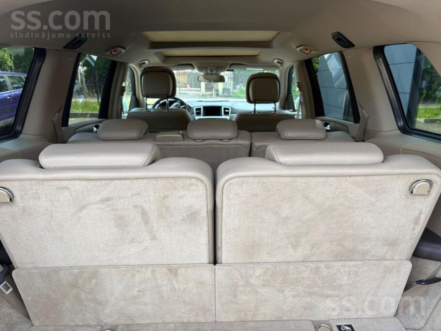 White Mercedes-Benz GL 350 2015 in Riga, with an engine capacity of 3.00 L and mileage of 0 thousand km for 23750 €, photo 16 on AUTOMOTO.COM.LV