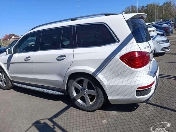 Balts Mercedes-Benz GL 350 2015 Viļņa, ar dzinēja tilpumu 2.99 L un nobraukumu 310 tūkst. km par 15000 €, foto 6 vietnē AUTOMOTO.COM.LV