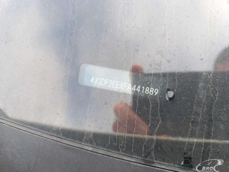 Белый Мерседес ГЛ 350 2015 в Вильнюс, объемом двигателя 2.99 л и пробегом 310 тыс. км за 15000 €, фото 15 на AUTOMOTO.COM.LV