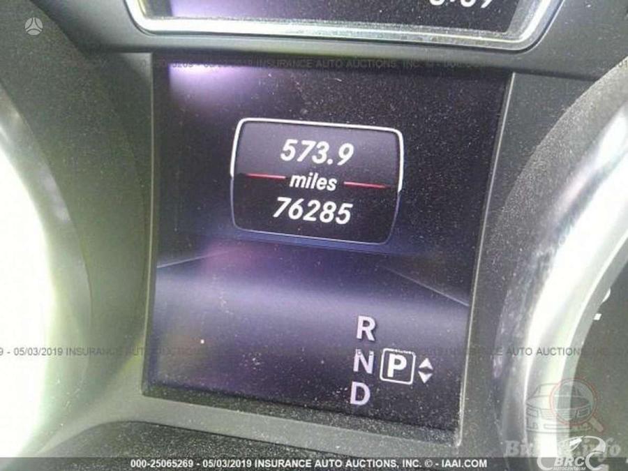 Белый Мерседес ГЛ 350 2015 в Вильнюс, объемом двигателя 2.99 л и пробегом 310 тыс. км за 15000 €, фото 20 на AUTOMOTO.COM.LV
