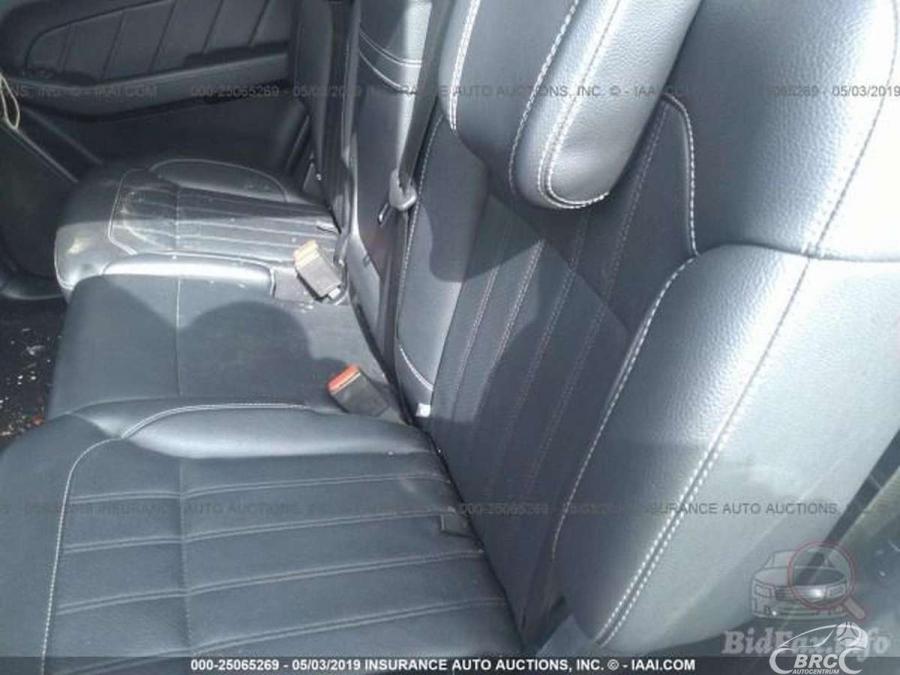 Balts Mercedes-Benz GL 350 2015 Viļņa, ar dzinēja tilpumu 2.99 L un nobraukumu 310 tūkst. km par 15000 €, foto 19 vietnē AUTOMOTO.COM.LV