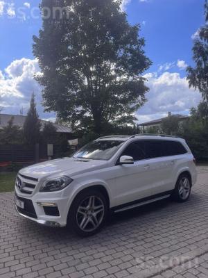 White Mercedes-Benz GL 350 2016 in Riga, with an engine capacity of 3.00 L and mileage of 226 thousand km for 25000 €, photo 3 on AUTOMOTO.COM.LV