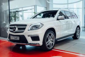 White Mercedes-Benz GL 350 2022 in Riga, with an engine capacity of 2.99 L and mileage of 71 thousand km for 32900 €, photo 3 on AUTOMOTO.COM.LV