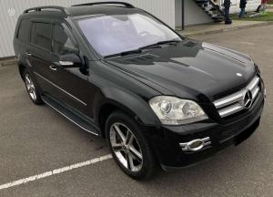 Black Mercedes-Benz gl-420 2007 in Marijampole, with an engine capacity of 4.00 L and mileage of 348 thousand km for 6950 €, photo 15 on AUTOMOTO.COM.LV