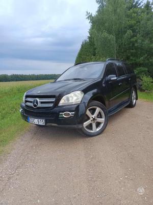 Melns Mercedes-Benz gl-420 2007 Raseiniai, ar dzinēja tilpumu 4.00 L un nobraukumu 244 tūkst. km par 6700 €, foto  vietnē AUTOMOTO.COM.LV