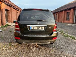 Melns Mercedes-Benz gl-420 2007 Daugavpils, ar dzinēja tilpumu 4.00 L un nobraukumu 300 tūkst. km par 7300 €, foto 4 vietnē AUTOMOTO.COM.LV