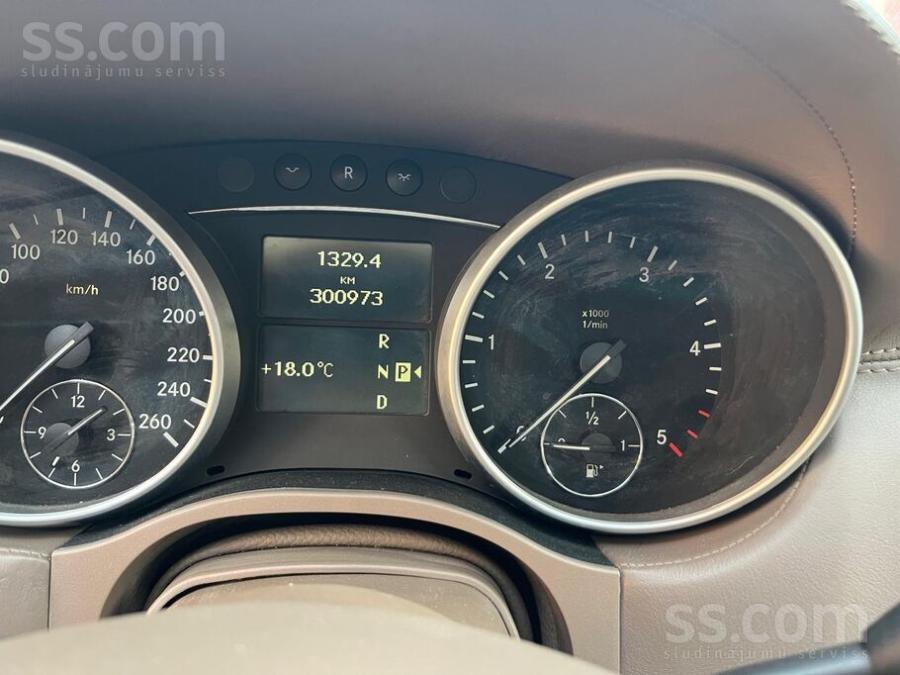 Melns Mercedes-Benz gl-420 2007 Daugavpils, ar dzinēja tilpumu 4.00 L un nobraukumu 300 tūkst. km par 7300 €, foto 11 vietnē AUTOMOTO.COM.LV