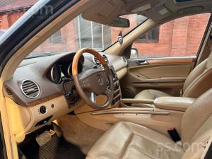 Melns Mercedes-Benz gl-420 2007 Daugavpils, ar dzinēja tilpumu 4.00 L un nobraukumu 300 tūkst. km par 7300 €, foto 13 vietnē AUTOMOTO.COM.LV