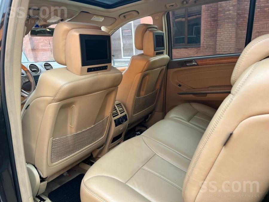 Melns Mercedes-Benz gl-420 2007 Daugavpils, ar dzinēja tilpumu 4.00 L un nobraukumu 300 tūkst. km par 7300 €, foto 14 vietnē AUTOMOTO.COM.LV