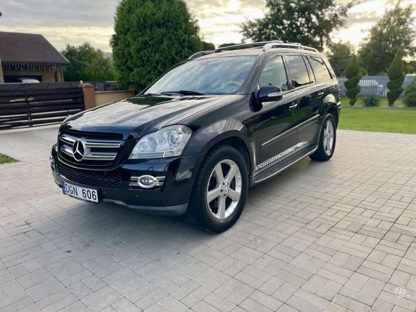 Melns Mercedes-Benz gl-420 2007 Viļņa, ar dzinēja tilpumu 4.00 L un nobraukumu 278 tūkst. km par 4900 €, foto 1 vietnē AUTOMOTO.COM.LV