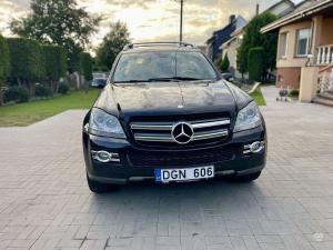 Черный Мерседес ГЛ 420 2007 в Вильнюс, объемом двигателя 4.00 л и пробегом 278 тыс. км за 4900 €, фото 10 на AUTOMOTO.COM.LV