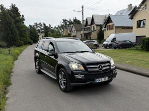 Melns Mercedes-Benz gl-420 2008 Viļņa, ar dzinēja tilpumu 4.20 L un nobraukumu 393 tūkst. km par 4300 €, foto 4 vietnē AUTOMOTO.COM.LV