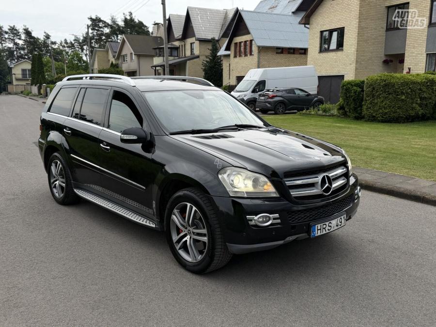 Melns Mercedes-Benz gl-420 2008 Viļņa, ar dzinēja tilpumu 4.20 L un nobraukumu 393 tūkst. km par 4300 €, foto 5 vietnē AUTOMOTO.COM.LV