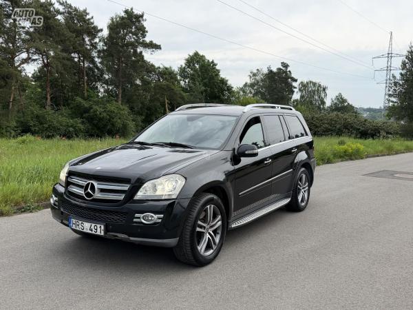 Black Mercedes-Benz gl-420 2008 in Vilnius, with an engine capacity of 4.20 L and mileage of 390 thousand km for 3950 €, photo 4 on AUTOMOTO.COM.LV