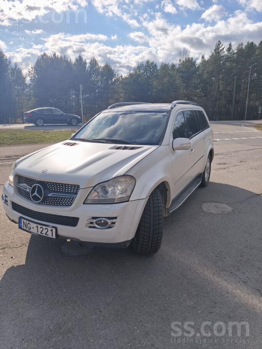 Мерседес ГЛ 420 2007 в Рига, объемом двигателя 4.00 л и пробегом 320 тыс. км за 7650 €, фото 3 на AUTOMOTO.COM.LV