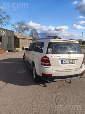 Мерседес ГЛ 420 2007 в Рига, объемом двигателя 4.00 л и пробегом 320 тыс. км за 7650 €, фото 4 на AUTOMOTO.COM.LV