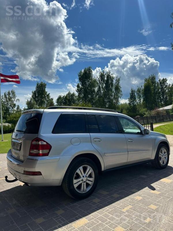 Mercedes-Benz gl-420 2007 Jelgava, ar dzinēja tilpumu 4.00 L un nobraukumu 362 tūkst. km par 7500 €, foto 7 vietnē AUTOMOTO.COM.LV