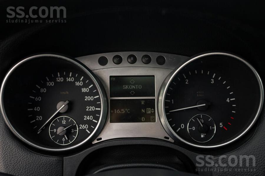 Grey Mercedes-Benz gl-420 2007 in Jelgava, with an engine capacity of 4.00 L and mileage of 364 thousand km for 6600 €, photo 17 on AUTOMOTO.COM.LV