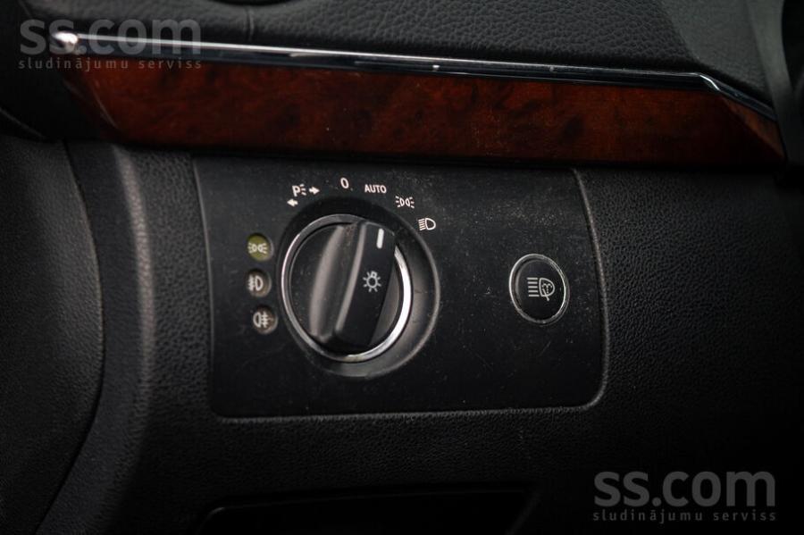 Grey Mercedes-Benz gl-420 2007 in Jelgava, with an engine capacity of 4.00 L and mileage of 364 thousand km for 6600 €, photo 21 on AUTOMOTO.COM.LV
