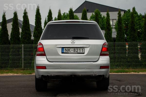 Pelēks Mercedes-Benz gl-420 2007 Jelgava, ar dzinēja tilpumu 4.00 L un nobraukumu 364 tūkst. km par 6600 €, foto 5 vietnē AUTOMOTO.COM.LV