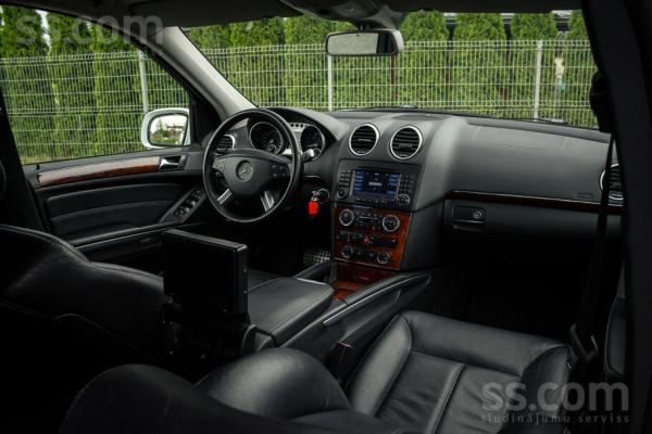 Pelēks Mercedes-Benz gl-420 2007 Jelgava, ar dzinēja tilpumu 4.00 L un nobraukumu 364 tūkst. km par 6600 €, foto 8 vietnē AUTOMOTO.COM.LV