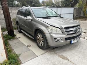 Серый Мерседес ГЛ 420 2008 в Рига, объемом двигателя 4.20 л и пробегом 422 тыс. км за 3500 €, фото  на AUTOMOTO.COM.LV