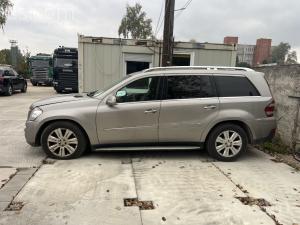 Pelēks Mercedes-Benz gl-420 2008 Rīga, ar dzinēja tilpumu 4.20 L un nobraukumu 422 tūkst. km par 3500 €, foto 5 vietnē AUTOMOTO.COM.LV