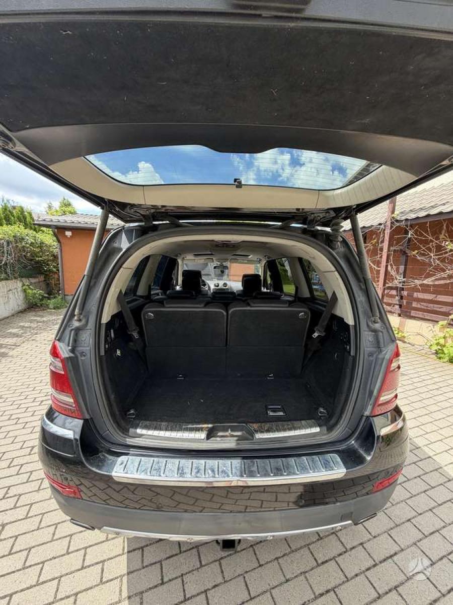 Melns Mercedes-Benz GL 450 2007 Viļņa, ar dzinēja tilpumu 4.70 L un nobraukumu 312 tūkst. km par 6000 €, foto 19 vietnē AUTOMOTO.COM.LV