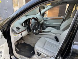 Melns Mercedes-Benz GL 450 2008 Viļņa, ar dzinēja tilpumu 4.70 L un nobraukumu 450 tūkst. km par 5300 €, foto 5 vietnē AUTOMOTO.COM.LV