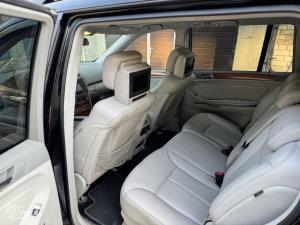 Melns Mercedes-Benz GL 450 2008 Viļņa, ar dzinēja tilpumu 4.70 L un nobraukumu 450 tūkst. km par 5300 €, foto 6 vietnē AUTOMOTO.COM.LV