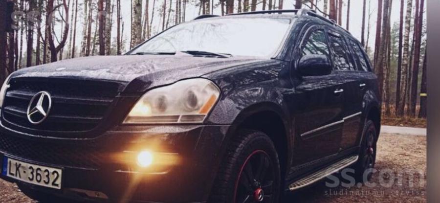 Melns Mercedes-Benz GL 450 2008 Rīga, ar dzinēja tilpumu 4.70 L un nobraukumu 355 tūkst. km par 7000 €, foto 8 vietnē AUTOMOTO.COM.LV