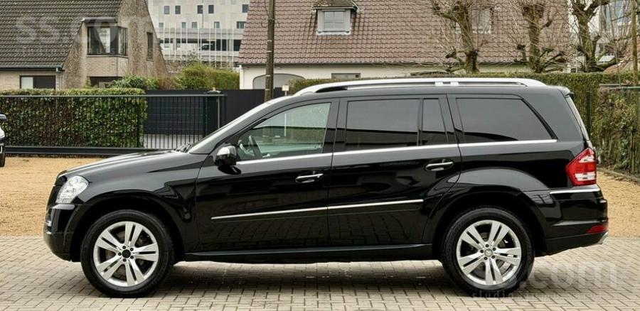 Melns Mercedes-Benz GL 450 2010 Jūrmala, ar dzinēja tilpumu 4.00 L un nobraukumu 348 tūkst. km par 12900 €, foto 3 vietnē AUTOMOTO.COM.LV