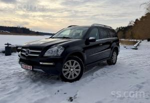 Melns Mercedes-Benz GL 450 2010 Jūrmala, ar dzinēja tilpumu 4.00 L un nobraukumu 348 tūkst. km par 12900 €, foto 4 vietnē AUTOMOTO.COM.LV