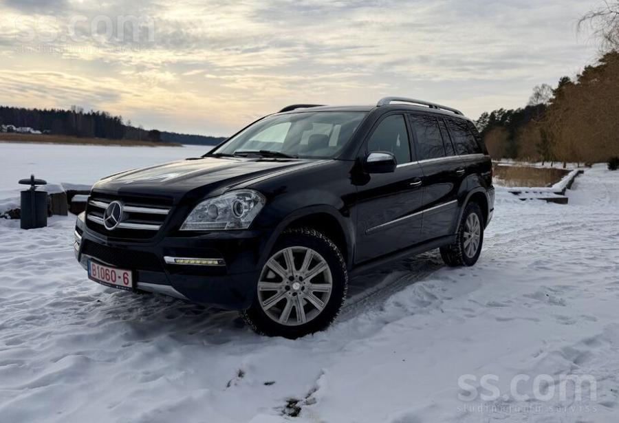 Melns Mercedes-Benz GL 450 2010 Jūrmala, ar dzinēja tilpumu 4.00 L un nobraukumu 348 tūkst. km par 12900 €, foto 4 vietnē AUTOMOTO.COM.LV