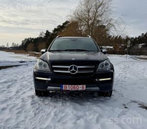 Melns Mercedes-Benz GL 450 2010 Jūrmala, ar dzinēja tilpumu 4.00 L un nobraukumu 348 tūkst. km par 12900 €, foto 8 vietnē AUTOMOTO.COM.LV