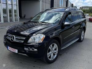 Black Mercedes-Benz GL 450 2010 in Vilnius, with an engine capacity of 4.66 L and mileage of 260 thousand km for 6999 €, photo  on AUTOMOTO.COM.LV