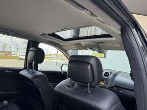 Melns Mercedes-Benz GL 450 2010 Viļņa, ar dzinēja tilpumu 4.66 L un nobraukumu 260 tūkst. km par 6999 €, foto 11 vietnē AUTOMOTO.COM.LV