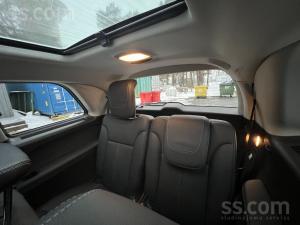 Black Mercedes-Benz GL 450 2011 in Riga, with an engine capacity of 4.70 L and mileage of 295 thousand km for 8700 €, photo 12 on AUTOMOTO.COM.LV
