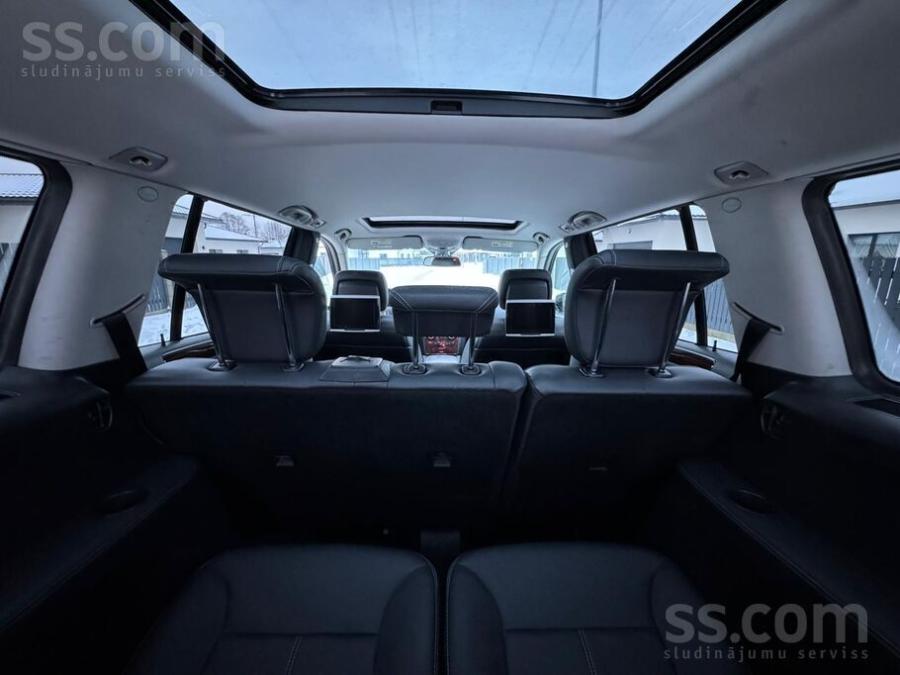 Melns Mercedes-Benz GL 450 2011 Rīga, ar dzinēja tilpumu 4.70 L un nobraukumu 288 tūkst. km par 9500 €, foto 11 vietnē AUTOMOTO.COM.LV
