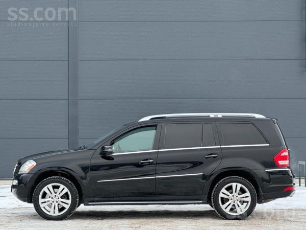Melns Mercedes-Benz GL 450 2011 Rīga, ar dzinēja tilpumu 4.70 L un nobraukumu 289 tūkst. km par 8950 €, foto 10 vietnē AUTOMOTO.COM.LV