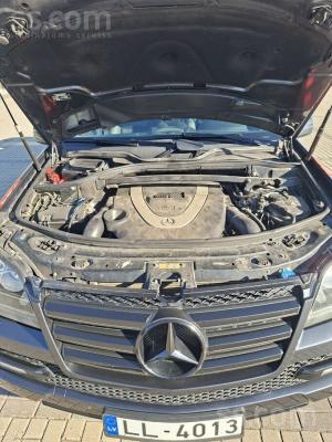 Black Mercedes-Benz GL 450 2011 in Riga, with an engine capacity of 4.70 L and mileage of 212 thousand km for 11000 €, photo 18 on AUTOMOTO.COM.LV